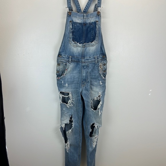 berna art sigma studio | Jeans | Berna Art Sigma Artist Designed ...